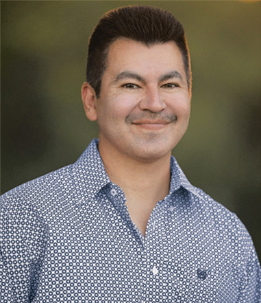 AUTHOR BIO - Saul Flores Jr.